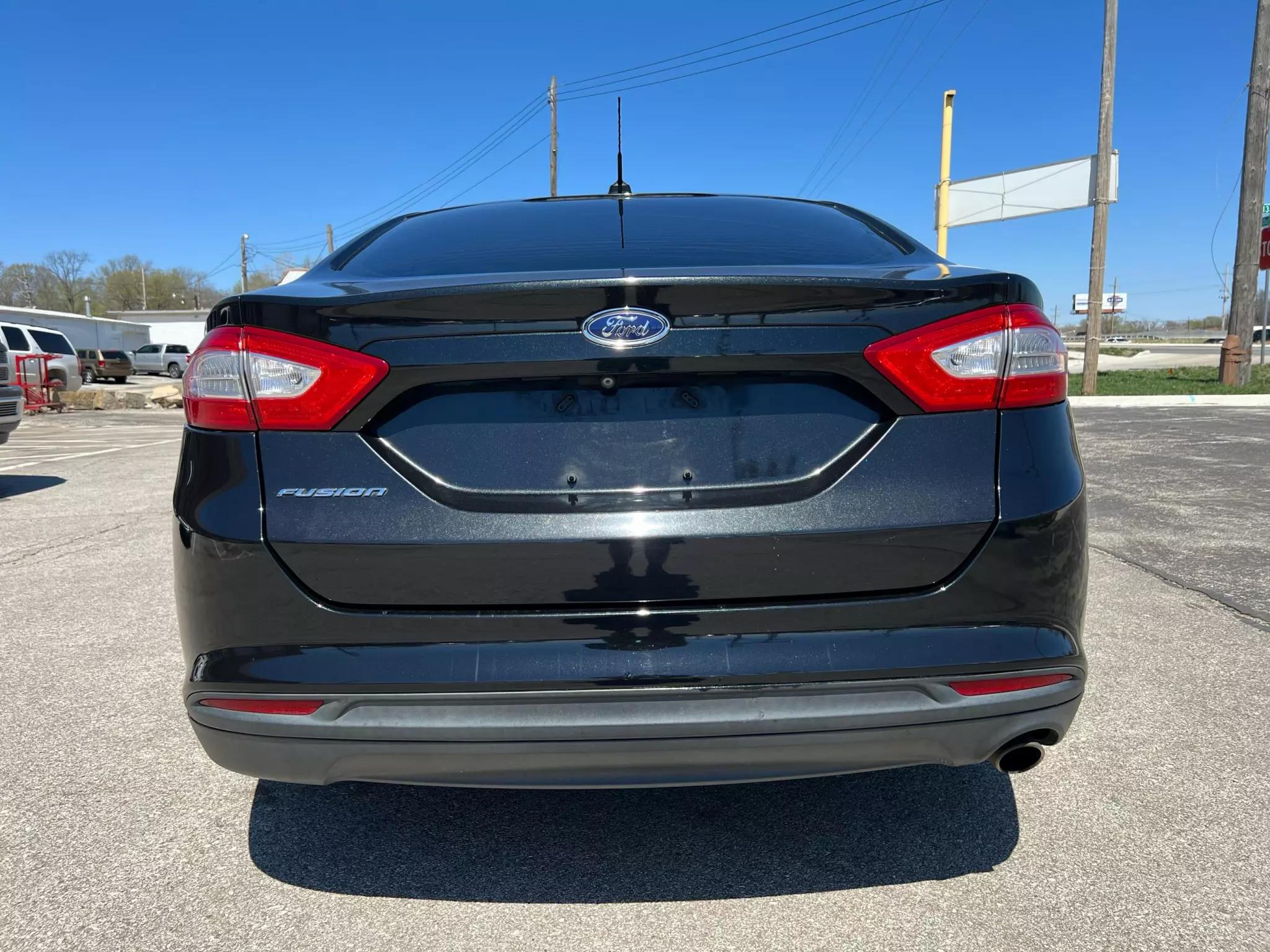 City Wide Motors - Ford - Fusion [4 Door Black]