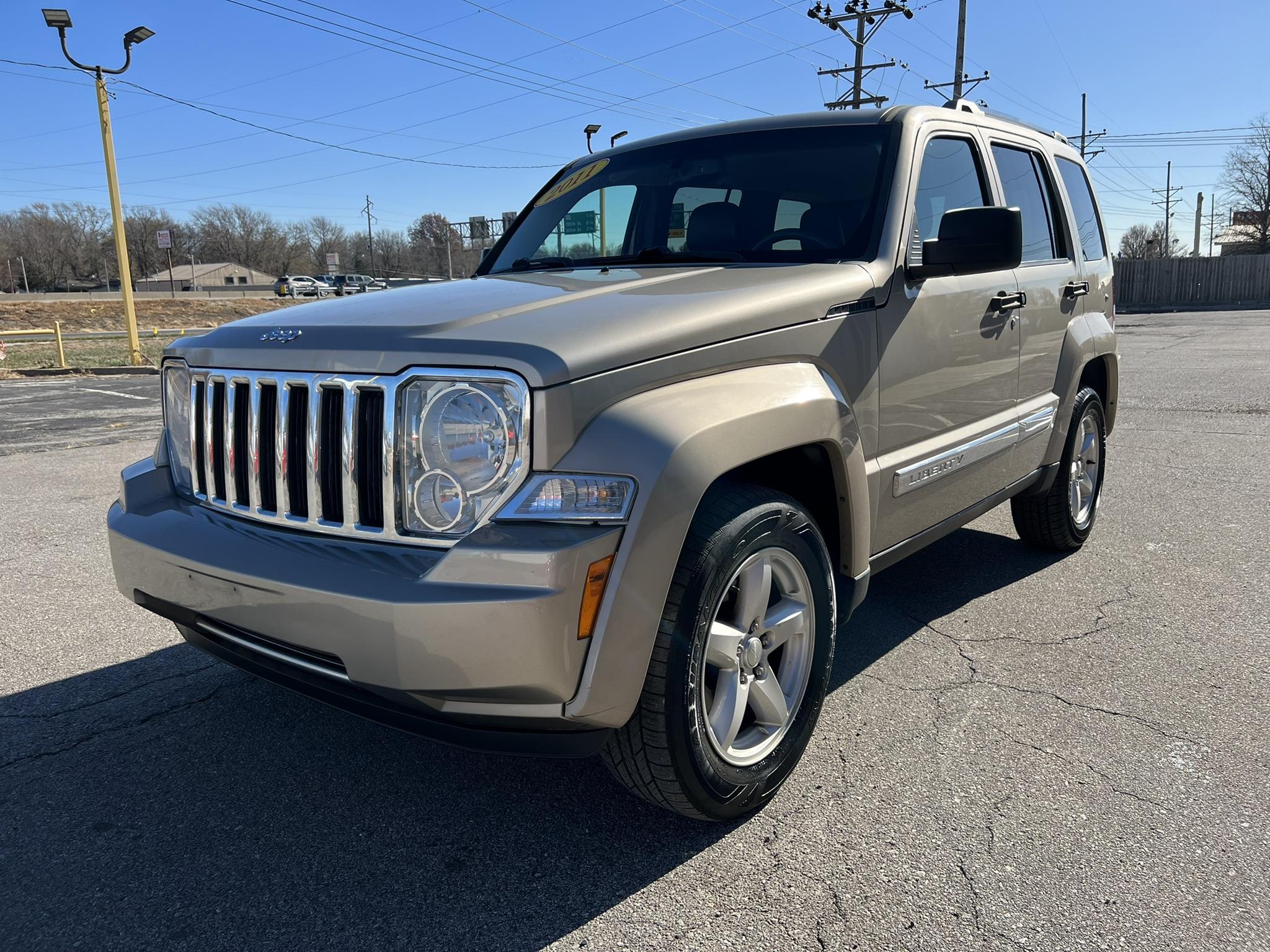 City Wide Motors - Jeep - Liberty [4 Door Tan]